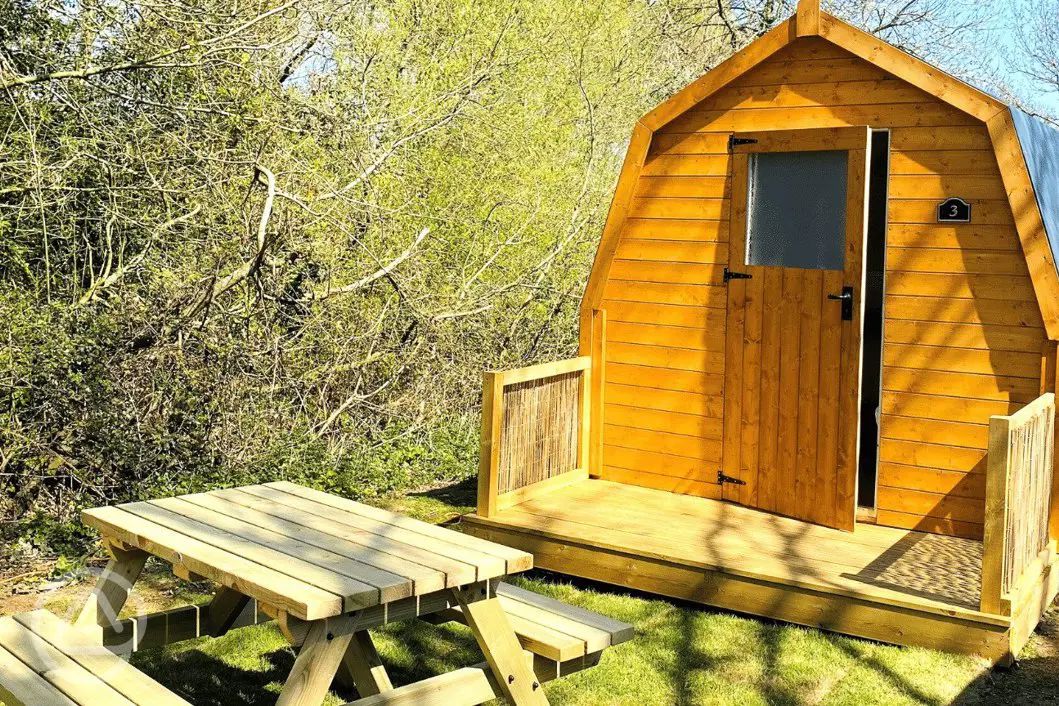 Glamping and camping pods on the Isle of Wight