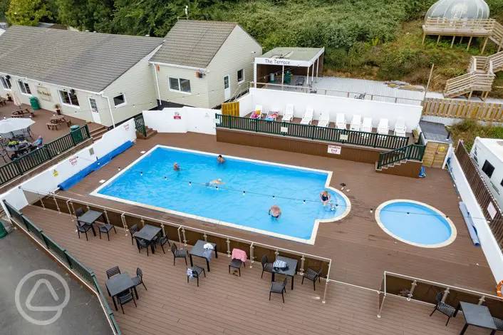 200+ top campsites with swimming pools - find and book now