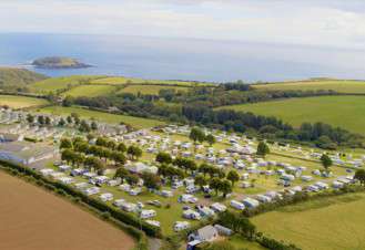 Looe caravan parks - the top caravan sites in Looe, Cornwall