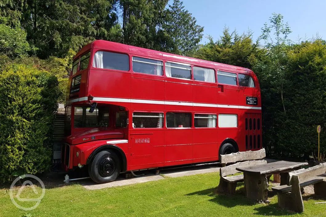 Bus glamping holidays - try a holiday in a stylish static bus!