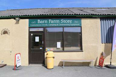 Barn Farm Campsite in Matlock, Derbyshire - book online now