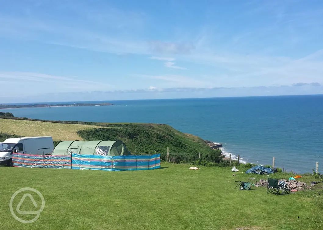 Morfa Nefyn campsites | Best camping in Morfa Nefyn, Gwynedd