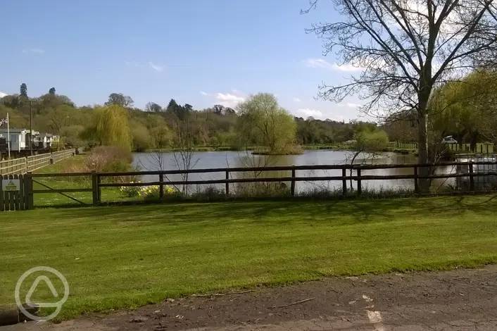 20+ caravan parks in Worcestershire - the top touring sites