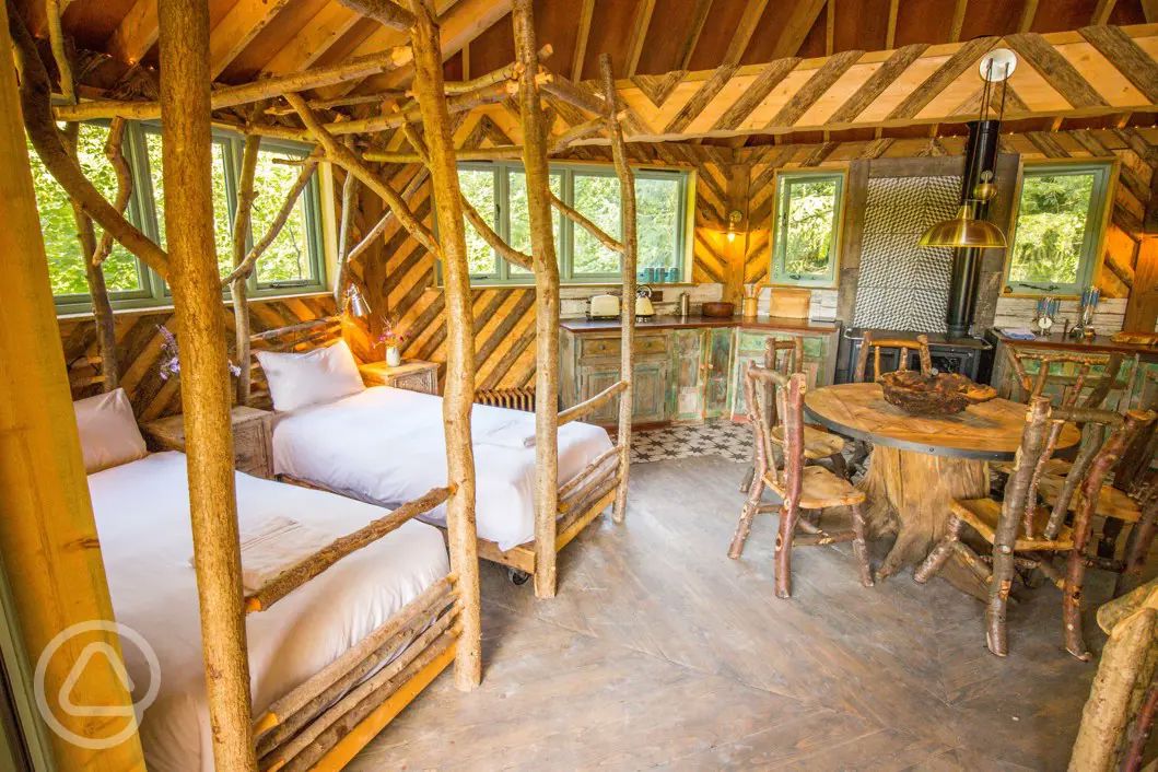 40+ treehouse holidays in the UK