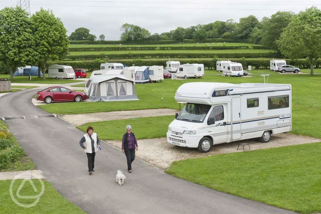 30+ York caravan parks - book now!