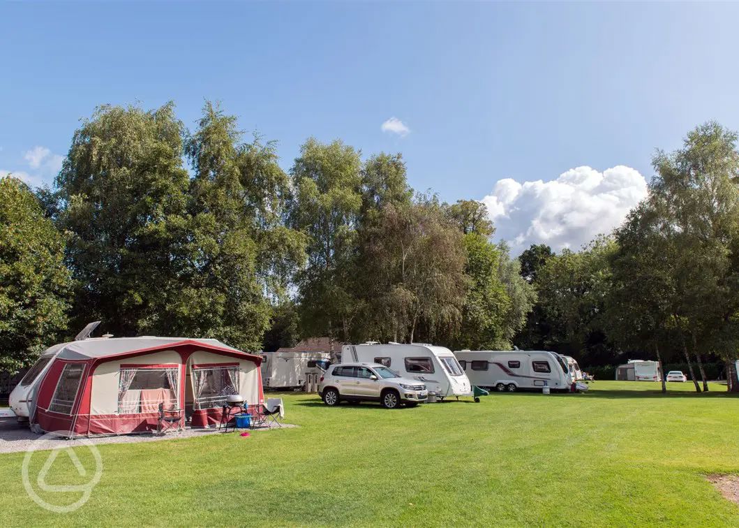Henley-on-Thames campsites | Best camping in Henley-on-Thames, Oxfordshire