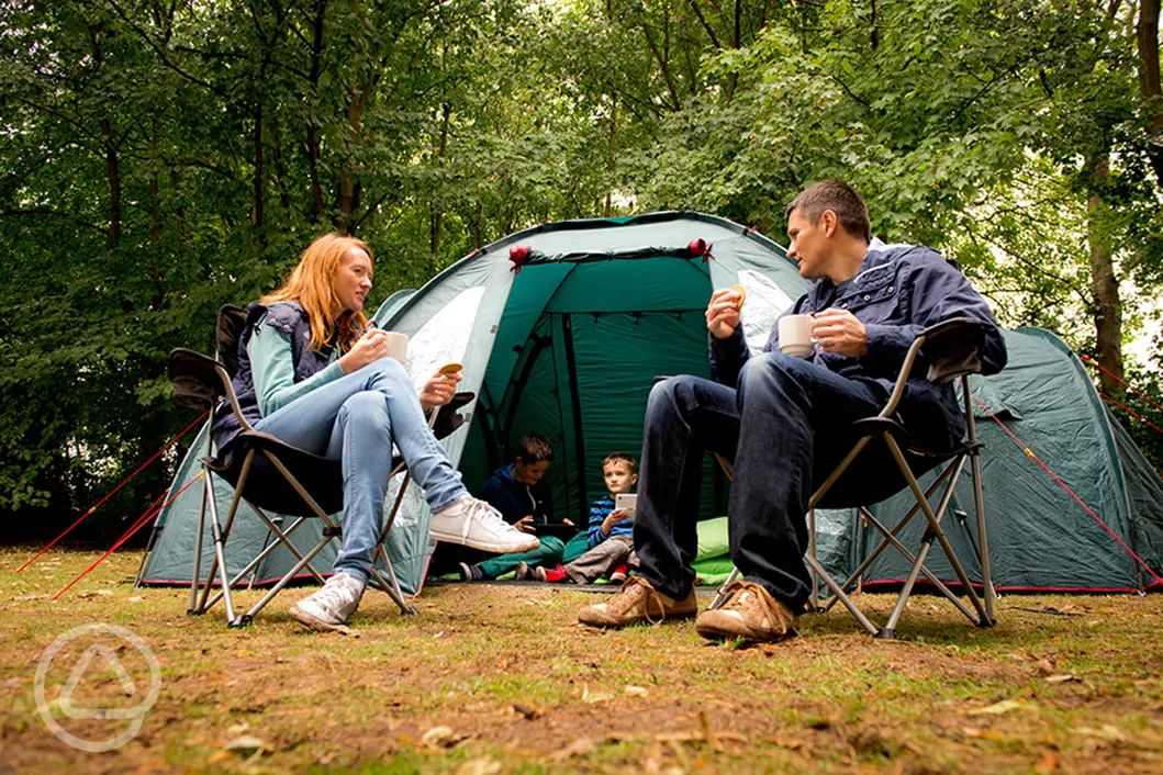 50+ Castleton campsites - the best camping sites nearby