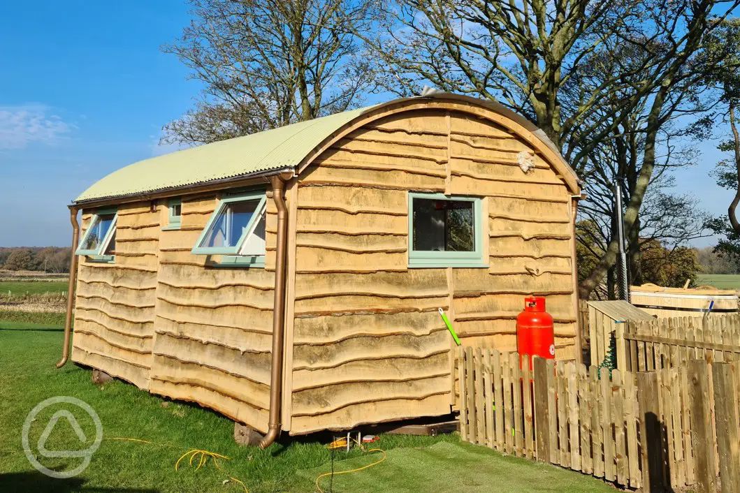 90+ shepherd hut holidays with hot tubs