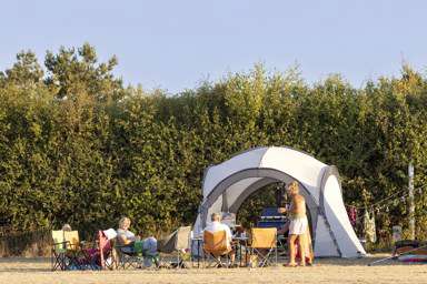Lepe Beach Campsite in Exbury, Hampshire - book online now