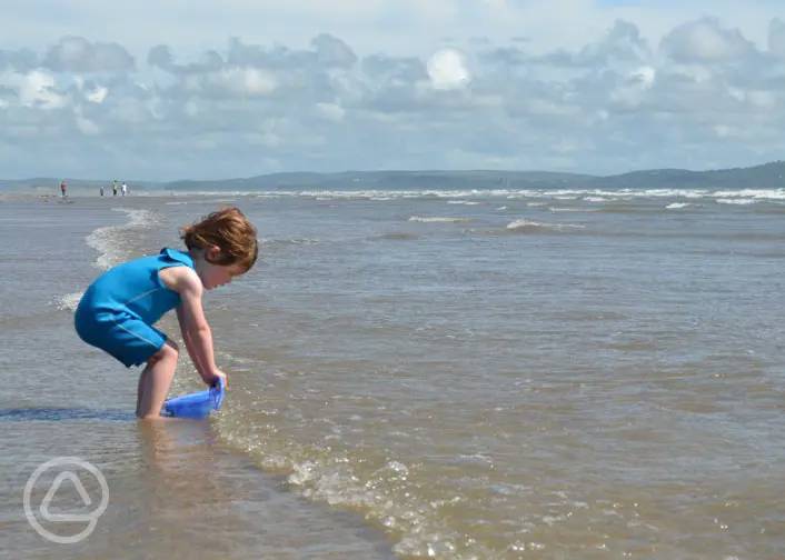 Campsites near the beach in Wales - 250+ Welsh seaside campsites