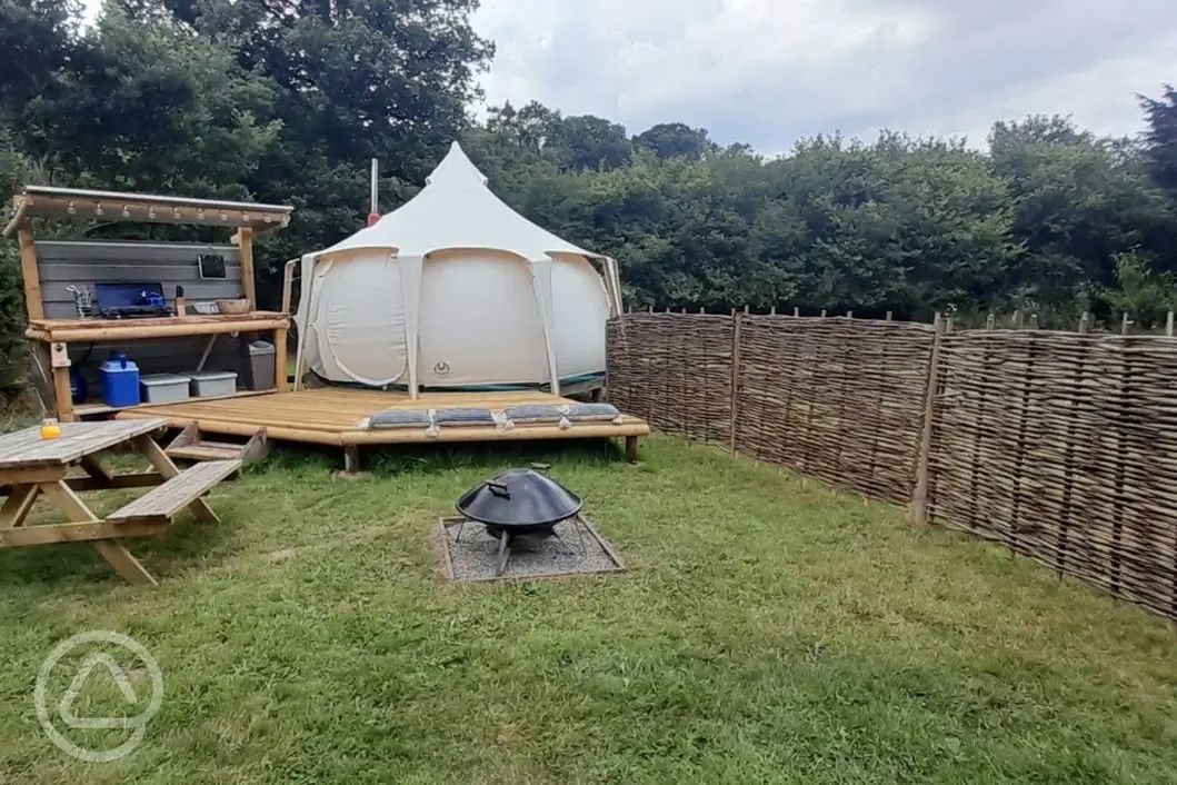 225+ campsites in Devon - the best sites for camping in Devon