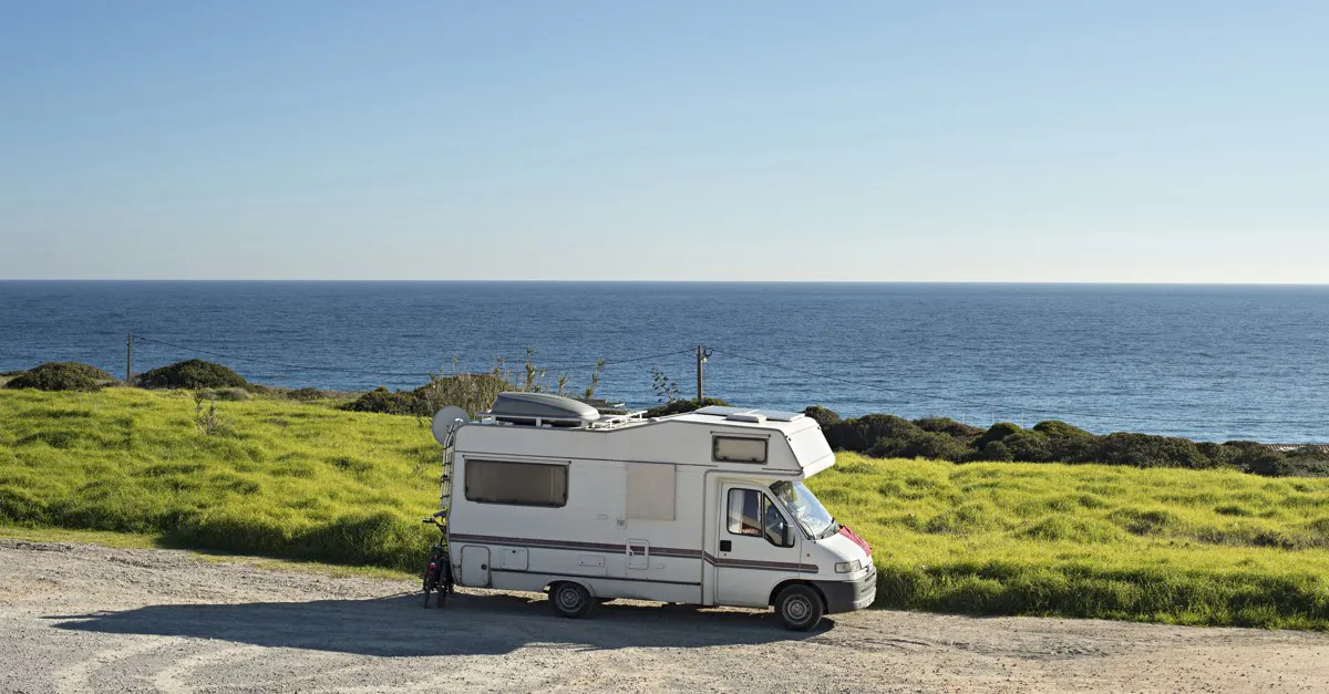 Motorhome sites open all year - 800+ year round motorhome sites