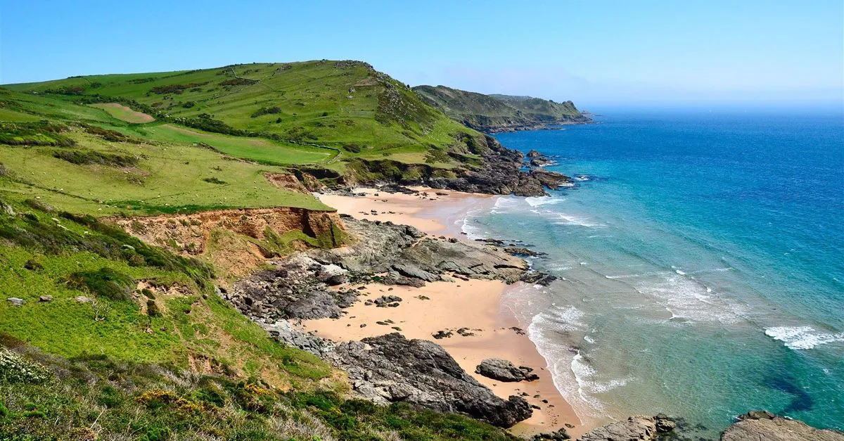 Top 10 best caravan parks in Devon - find and book today