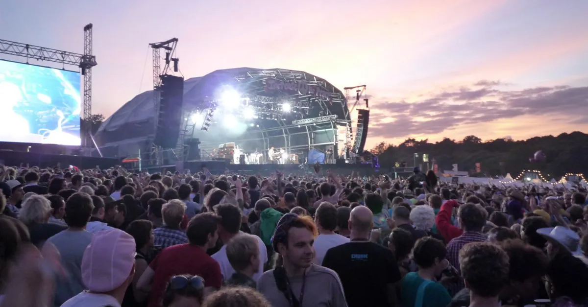 8 fantastic Dorset festivals you can't afford to miss!