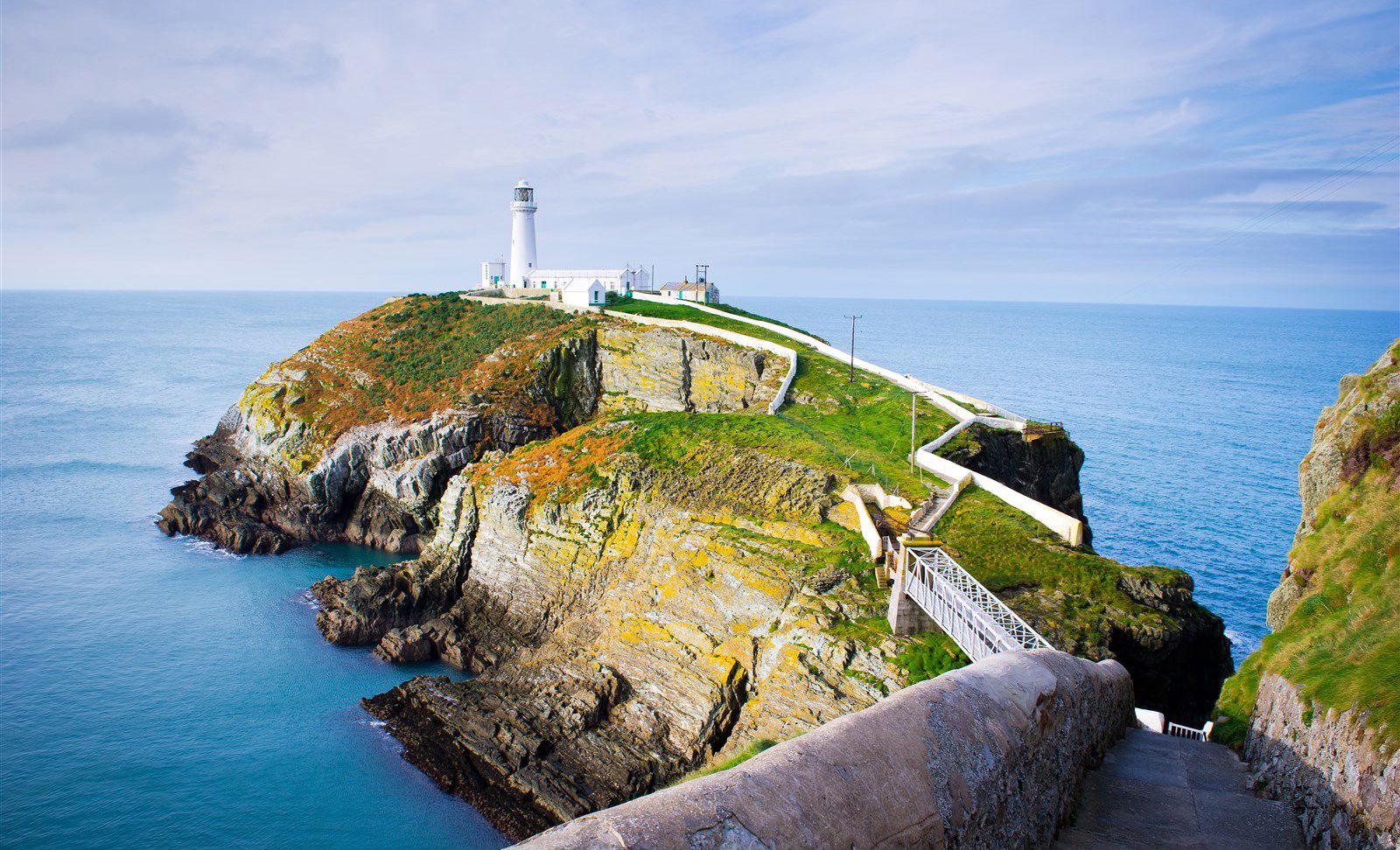 25+ caravan parks in Anglesey