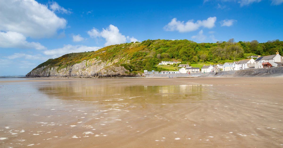 40+ Pendine campsites | Best camping in Pendine, Carmarthenshire