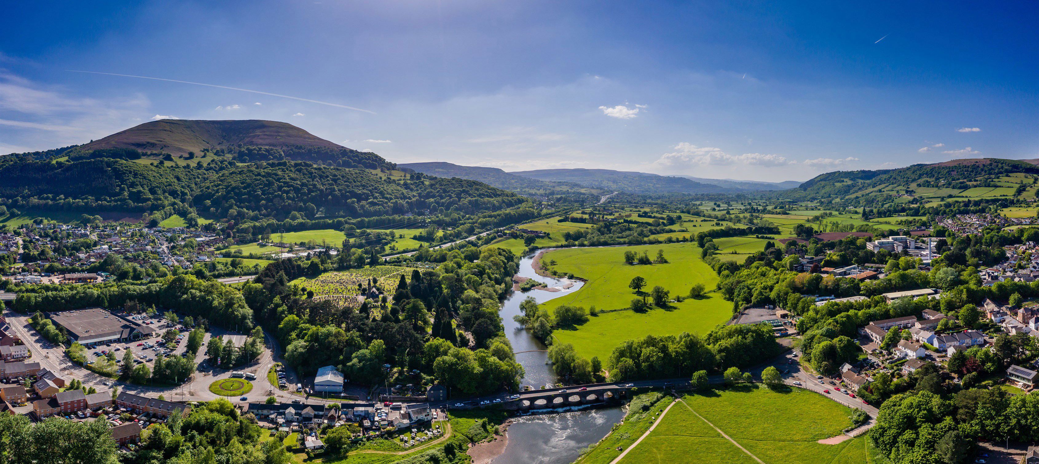 15+ campsites in Abergavenny (Y Fenni)