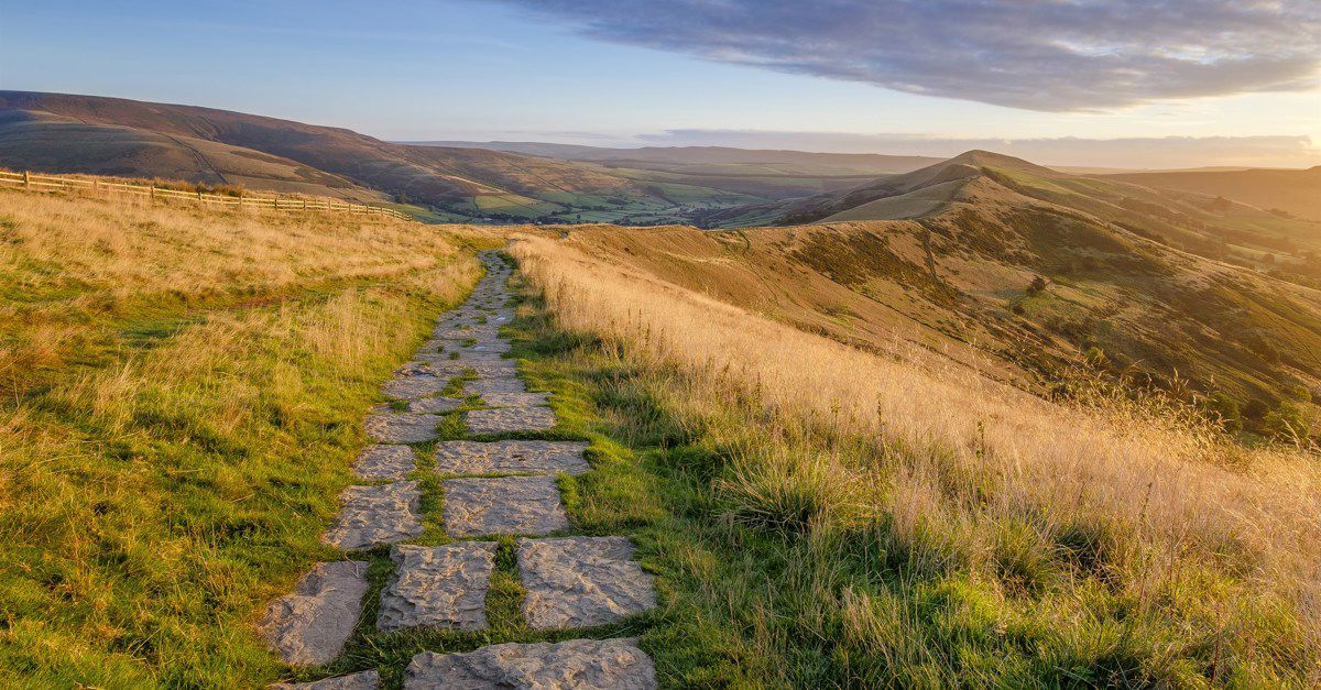 45+ Castleton campsites - the best camping sites nearby